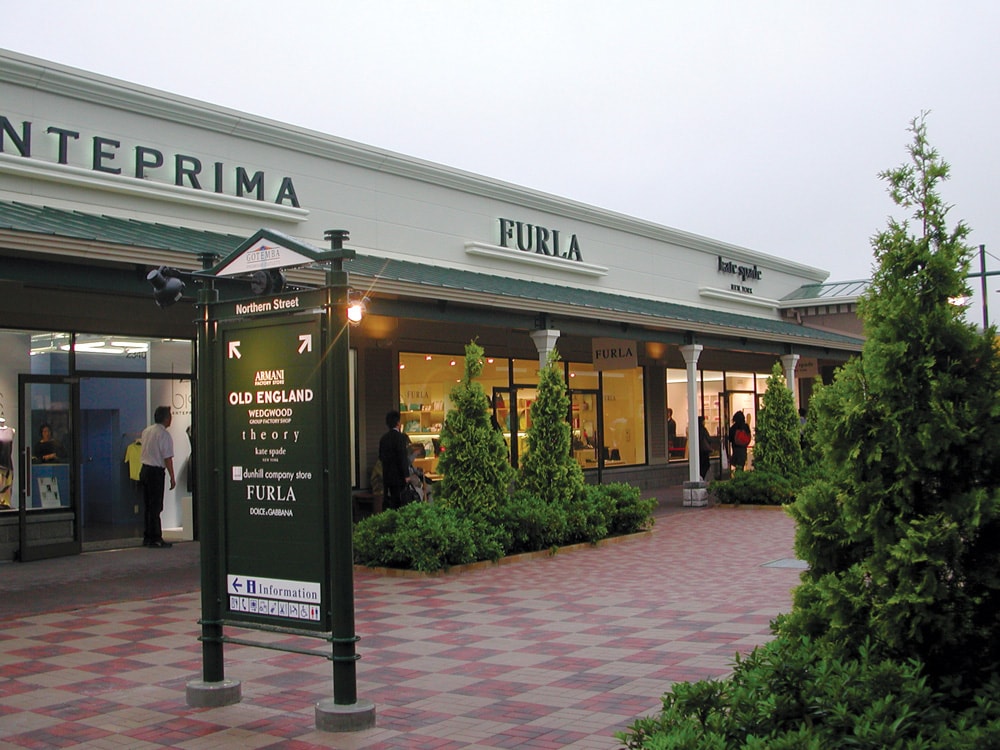 Do Business at Gotemba Premium Outlets®, a Simon Property.