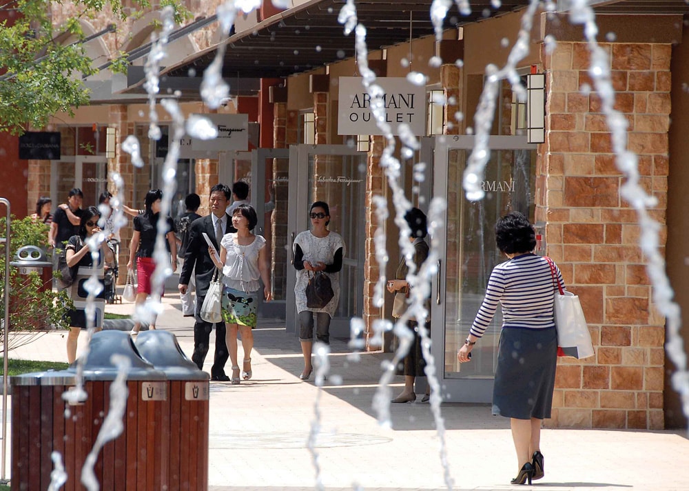 Do Business at Yeoju Premium Outlets, a Simon Property.