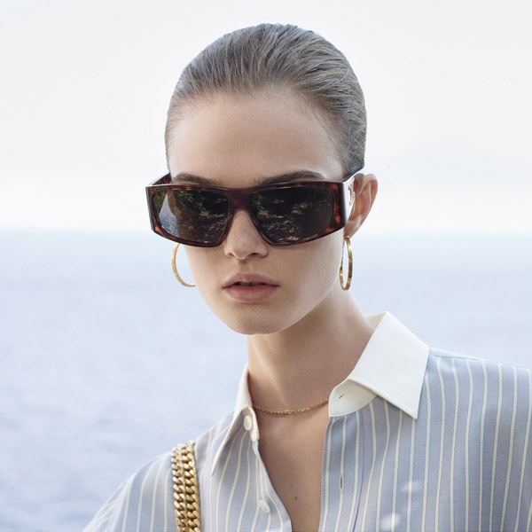 Discover The Premier Luxury Brands at Woodbury Common Premium Outlets ...