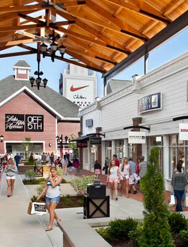Leasing & Advertising at Merrimack Premium Outlets®, a SIMON Center