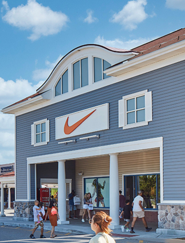 Leasing & Advertising at Wrentham Village Premium Outlets®, a SIMON Center
