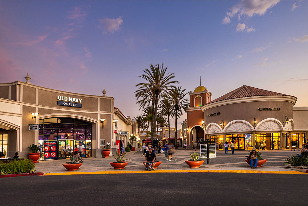 About Las Americas Premium Outlets®, Including Our Address, Phone ...