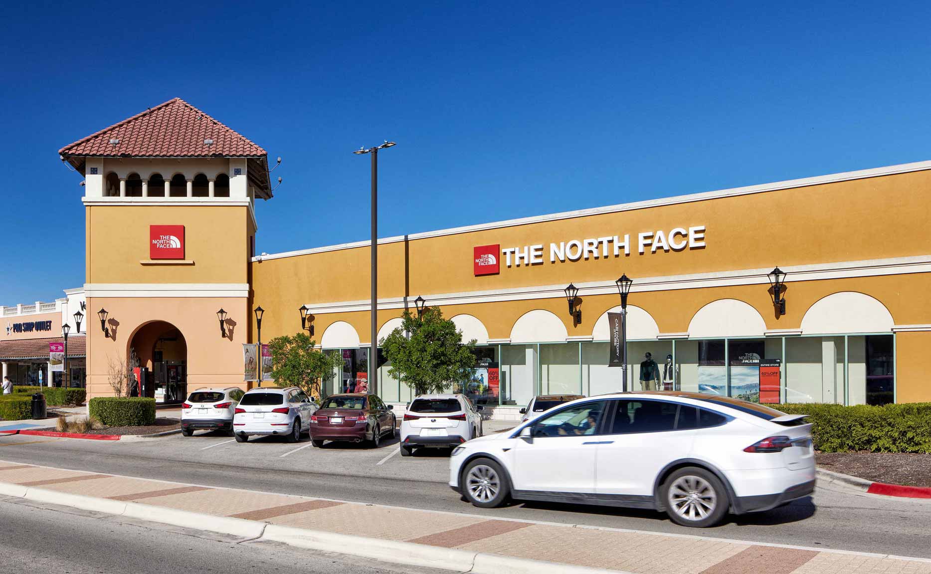 About San Marcos Premium Outlets®, Including Our Address, Phone Numbers ...