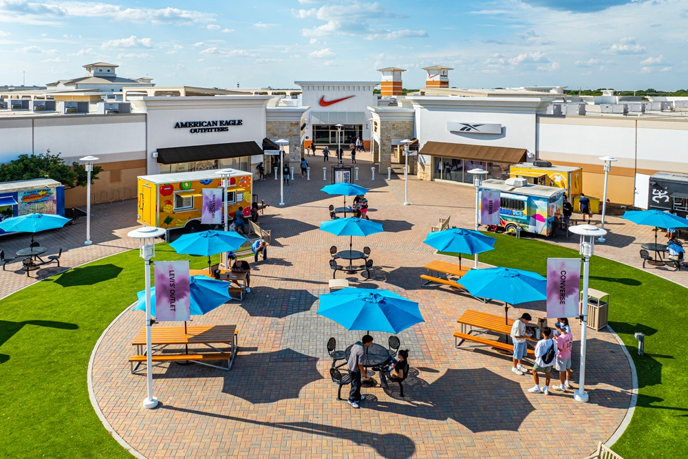 About Grand Prairie Premium Outlets®, Including Our Address, Phone ...