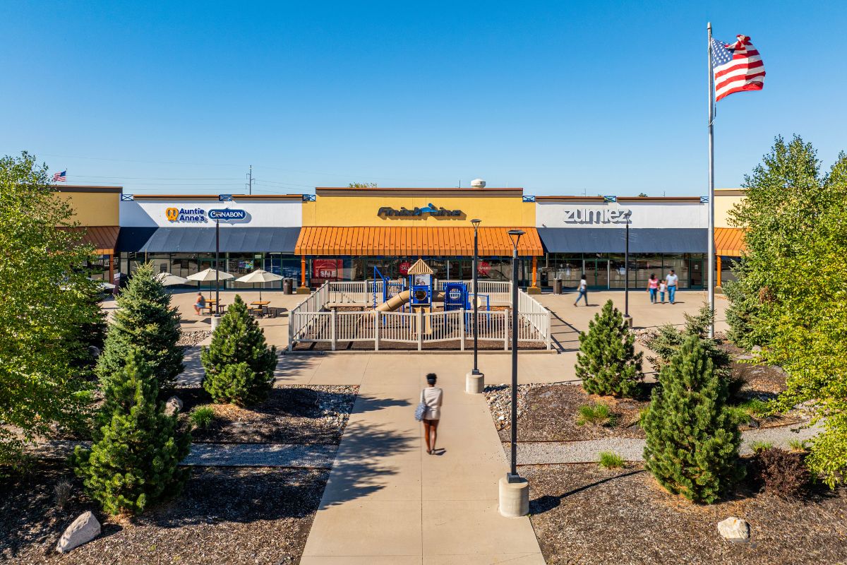 About Albertville Premium Outlets®, Including Our Address, Phone ...