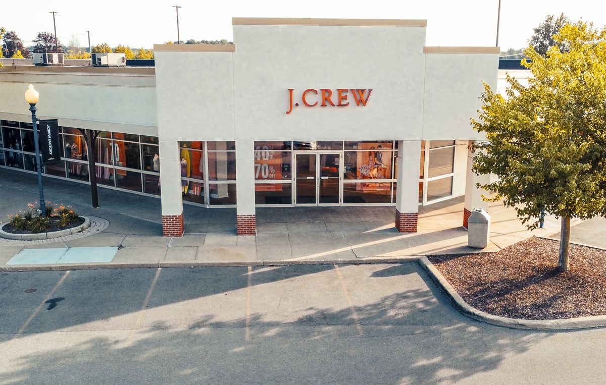 About Finger Lakes Premium Outlets®, Including Our Address, Phone ...